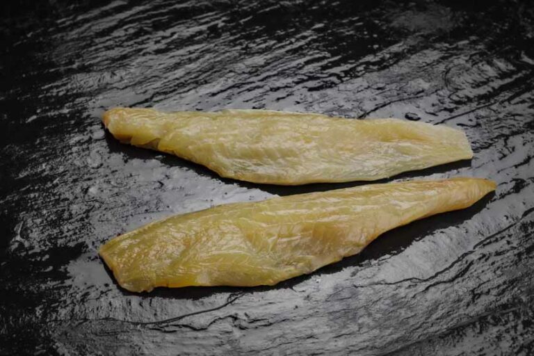 Geräuchertes Atlantisches Schellfischfilet aus Wildfang - Tellermitte